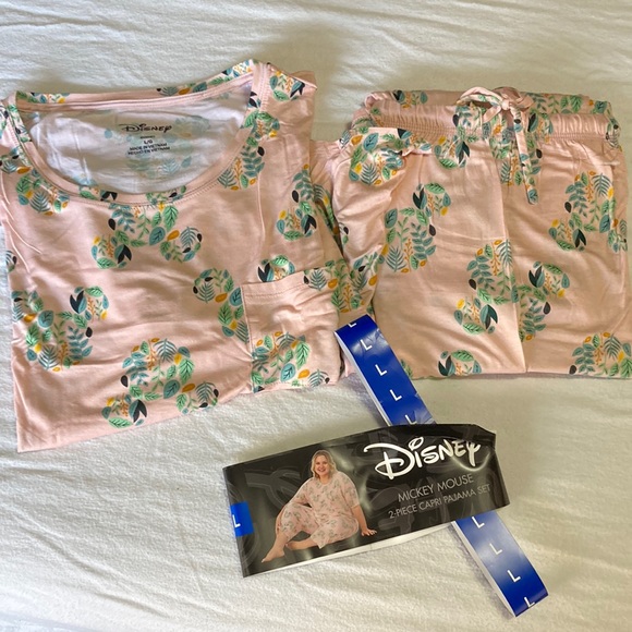 Disney | Intimates & Sleepwear | Disney Womens Two Piece Pajama Set ...